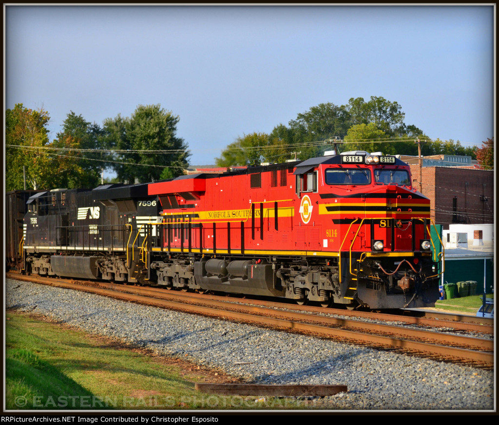 NS ES44AC 8114 leads 67E on the R Line
